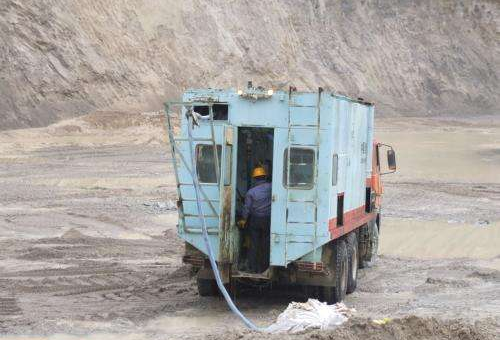 10T Site Mixed Granular ANFO Explosive Semi Trailer Truck BCLH/BCRH/BCZH