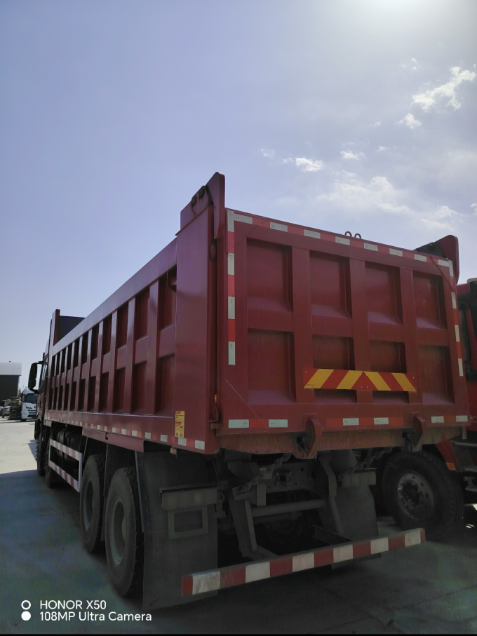 SHACMAN X5000 Dump Truck